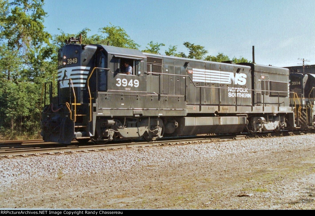 NS 3949